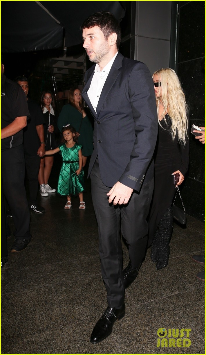 Christina Aguilera Spotted on a Friday Night Date with Fiance Matthew ...