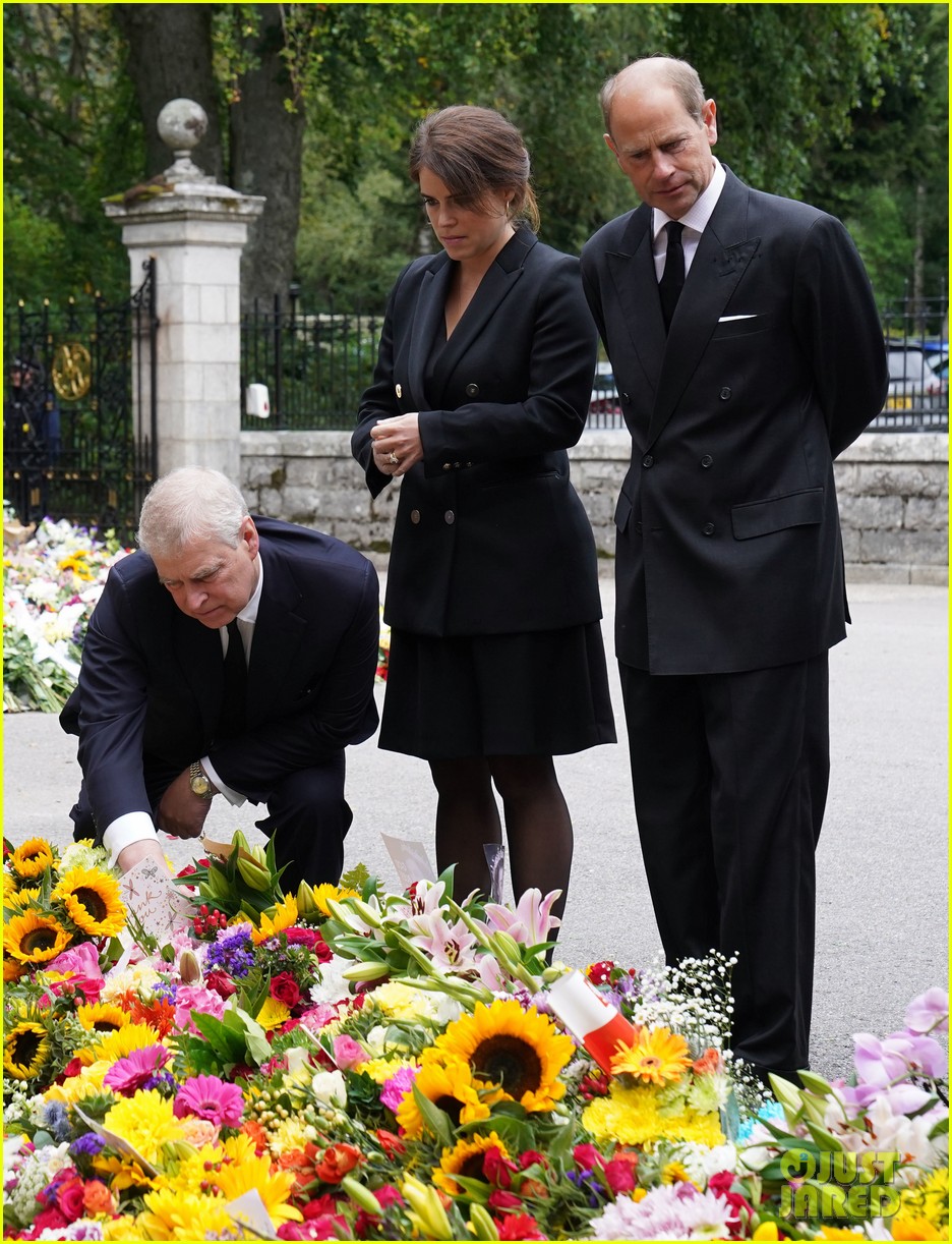 Princess Beatrice & Princess Eugenie Break Silence on Their Grandmother ...