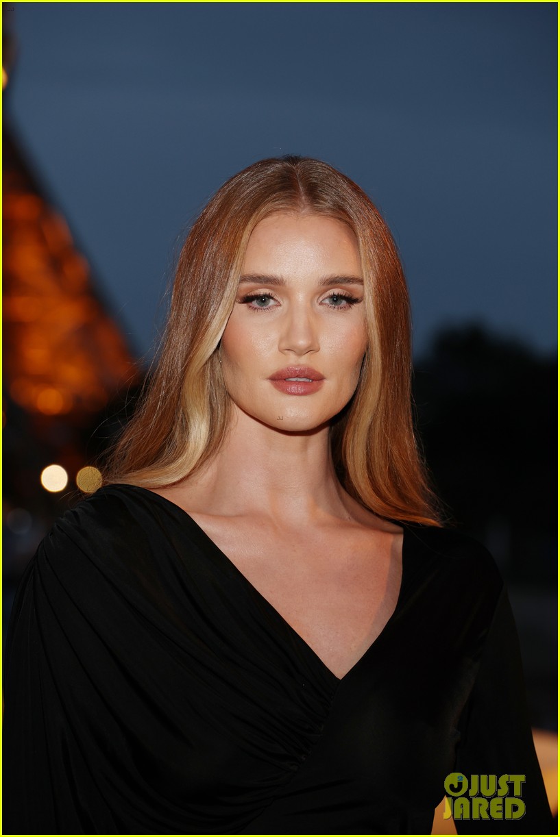 Hailey Bieber Goes Pretty in Pink for Saint Laurent Fashion Show in ...