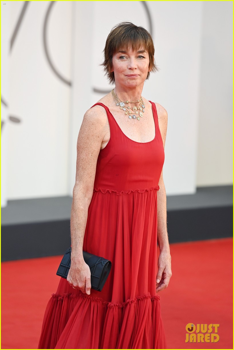 Brad Pitt Supports Ana de Armas & 'Blonde' Cast at Venice Film Festival ...