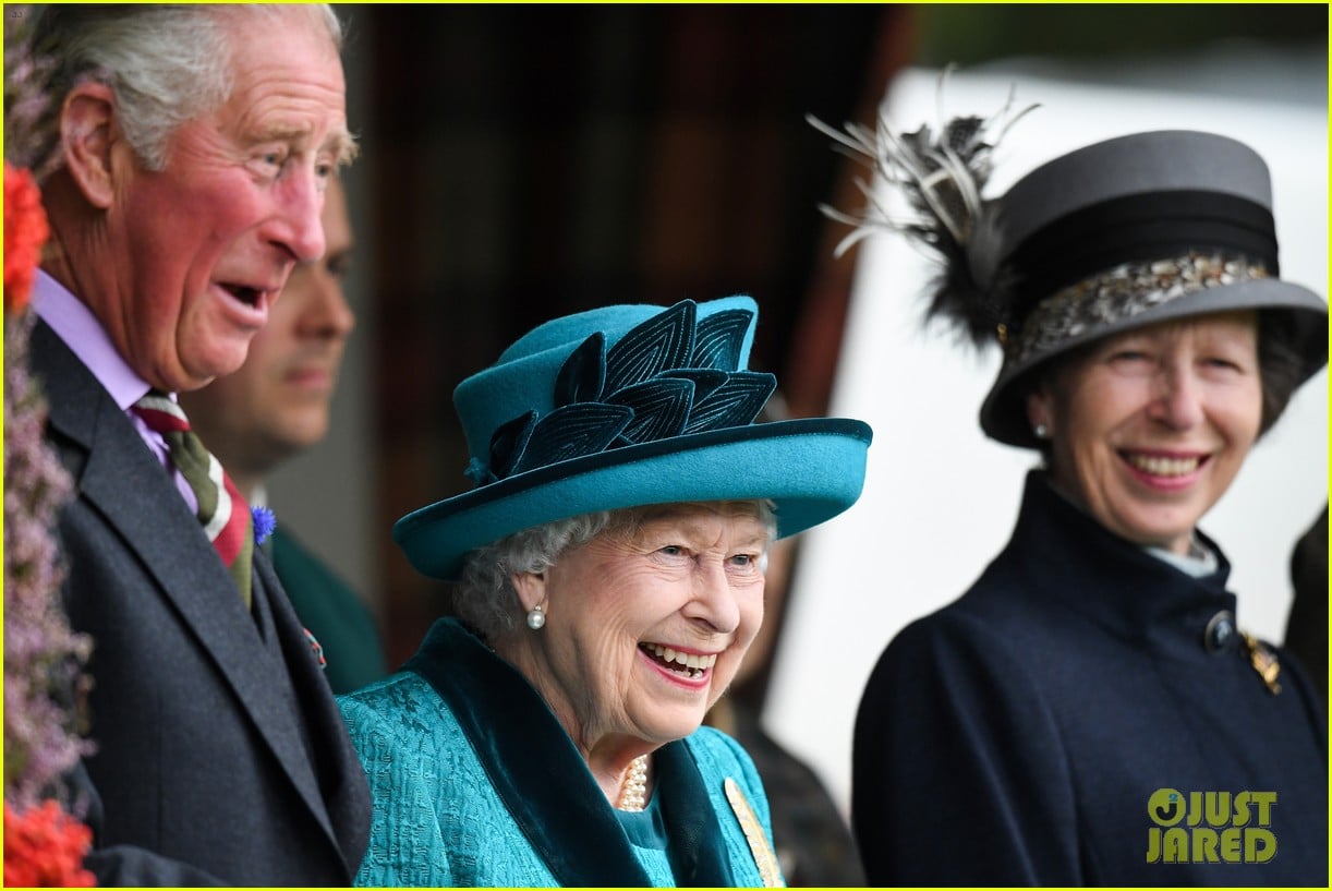 Queen Elizabeth's Line of Succession Revealed as of 2022 - Next 20 ...