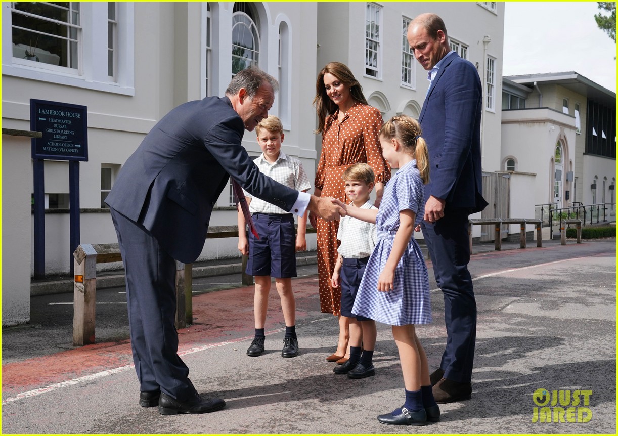 Prince William, Kate Middleton, & Their Three Kids Get A Tour Of Their ...