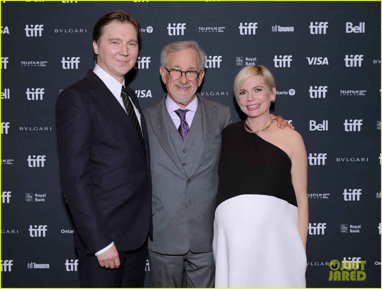Steven Spielberg's 'The Fabelmans' - Watch the Trailer!: Photo 4816709 | Michelle Williams, Paul ...
