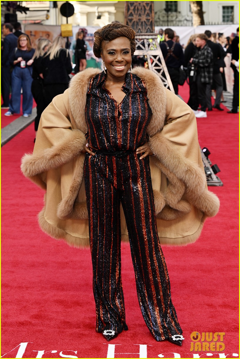 Lesley Manville & Lucas Bravo Share a Hug at 'Mrs. Harris Goes to Paris ...