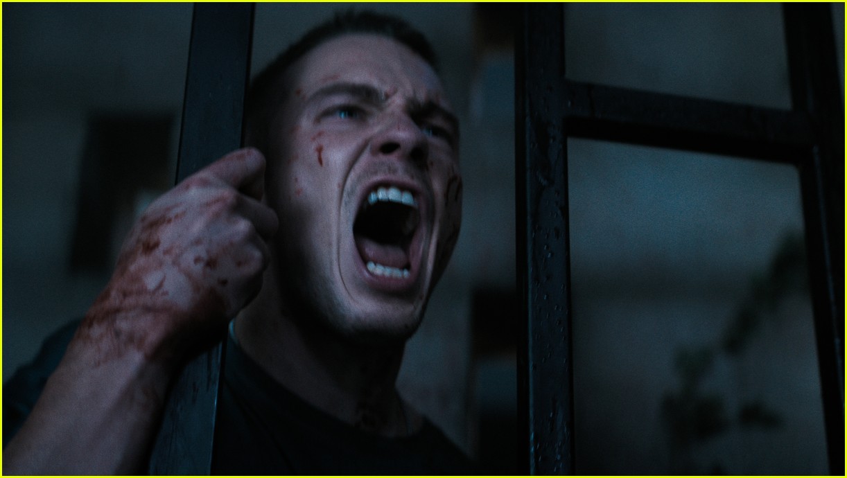 Hulu Delivers First Look At Reimagined Pinhead In 'Hellraiser' Trailer ...