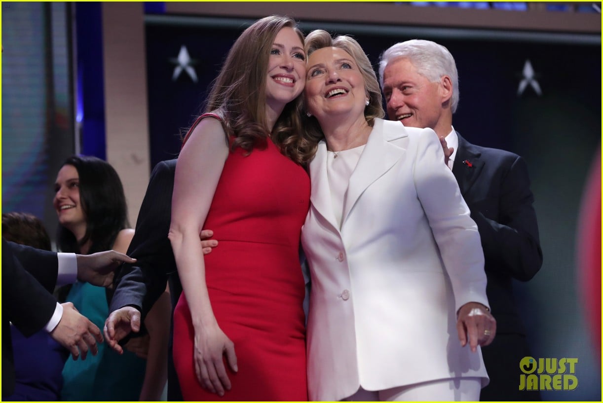 Hillary & Chelsea Clinton Talk Working Together On 'Gutsy' & If Chelsea ...
