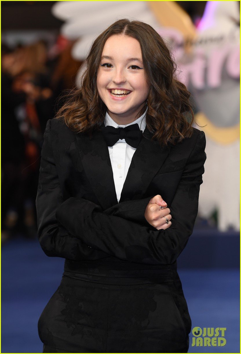 Joe Alwyn Joins Lena Dunham & Andrew Scott at 'Catherine, Called Birdy ...