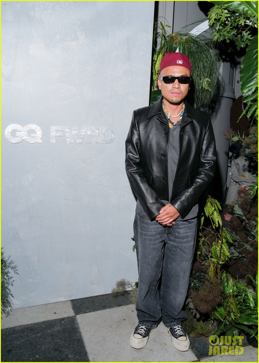 Kendall Jenner Hosts FWRD's Fall Campaign Party in NYC With Devin ...