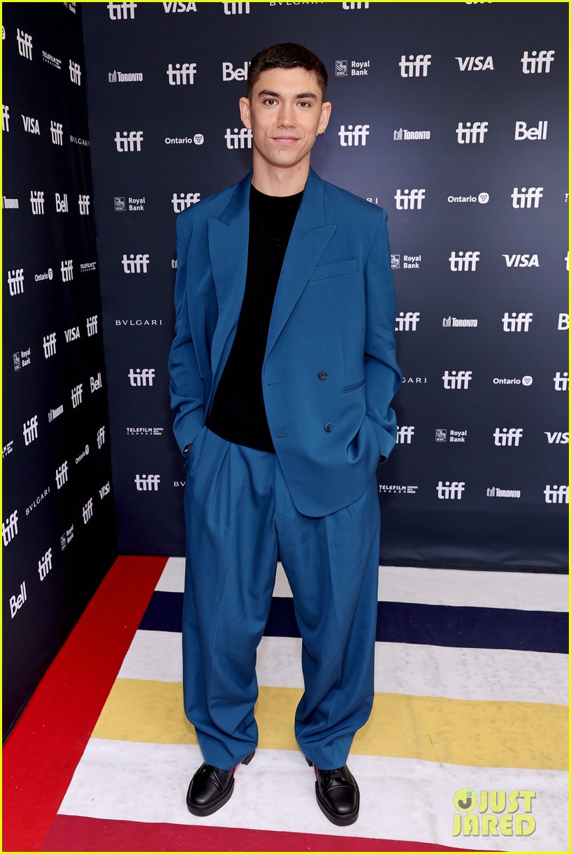 Lena Dunham Joined by Joe Alwyn & Bella Ramsey at 'Catherine Called ...