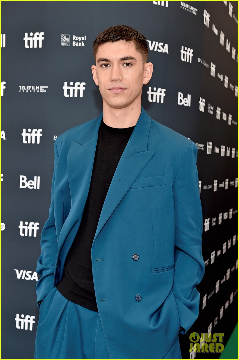 Lena Dunham Joined by Joe Alwyn & Bella Ramsey at 'Catherine Called ...