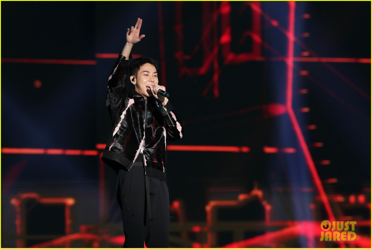 Korean Rapper Loco Reveals He's Engaged: Photo 4819908 | Engaged Photos ...