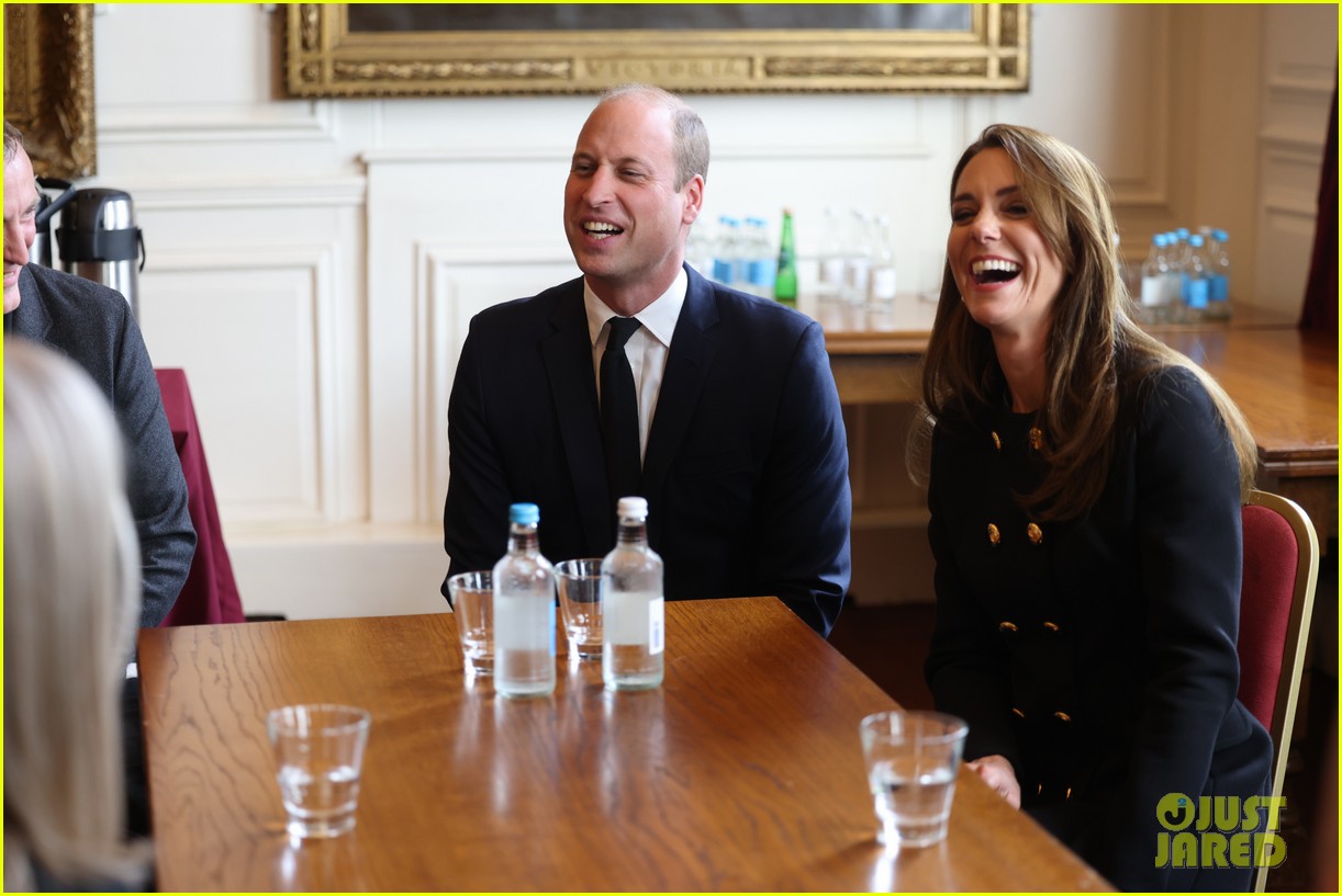 Prince William & Princess Kate Middleton Thank Staffers Who Helped with ...
