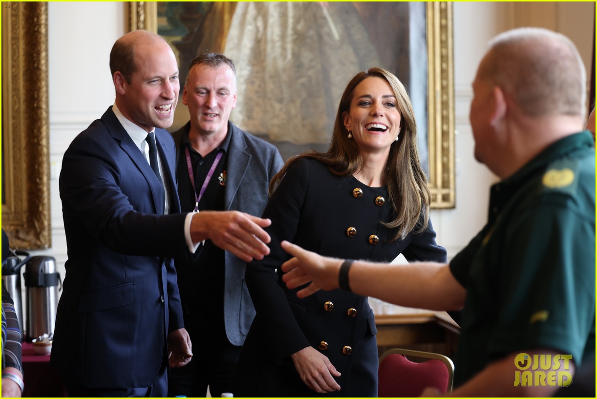 Prince William & Princess Kate Middleton Thank Staffers Who Helped with ...