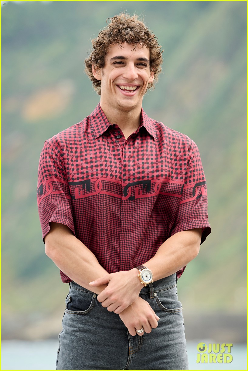 'Money Heist' Actor Miguel Herran Opened the San Sebastian Film Fest ...