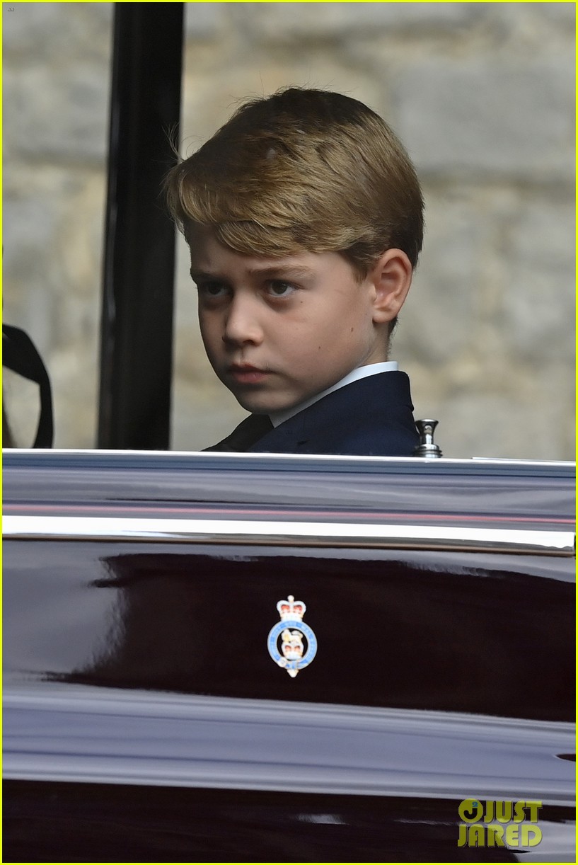 King Charles III Leads Royal Family To Committal Service For Queen ...