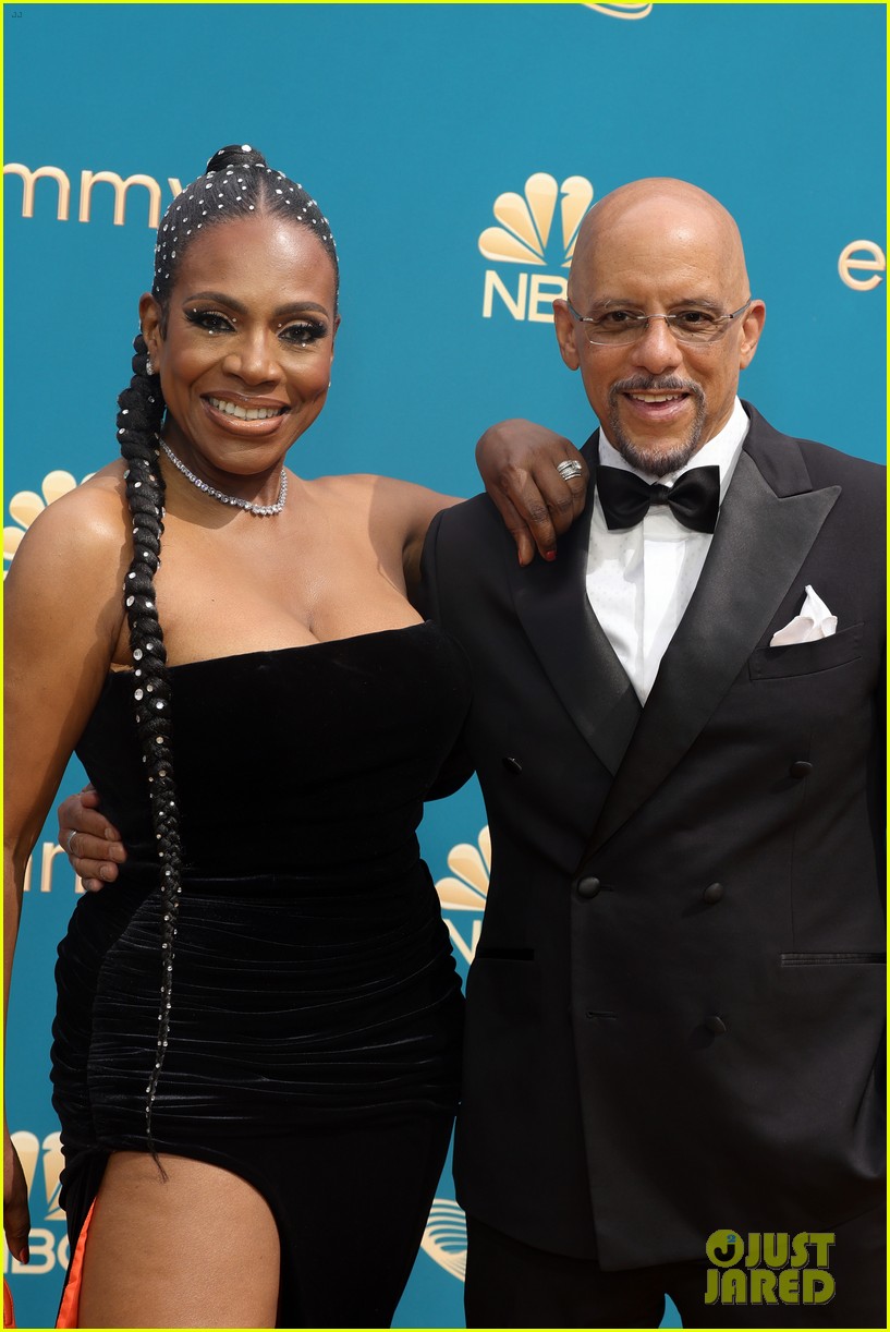 Quinta Brunson & Sheryl Lee Ralph Are Stunning 'Abbott Elementary ...