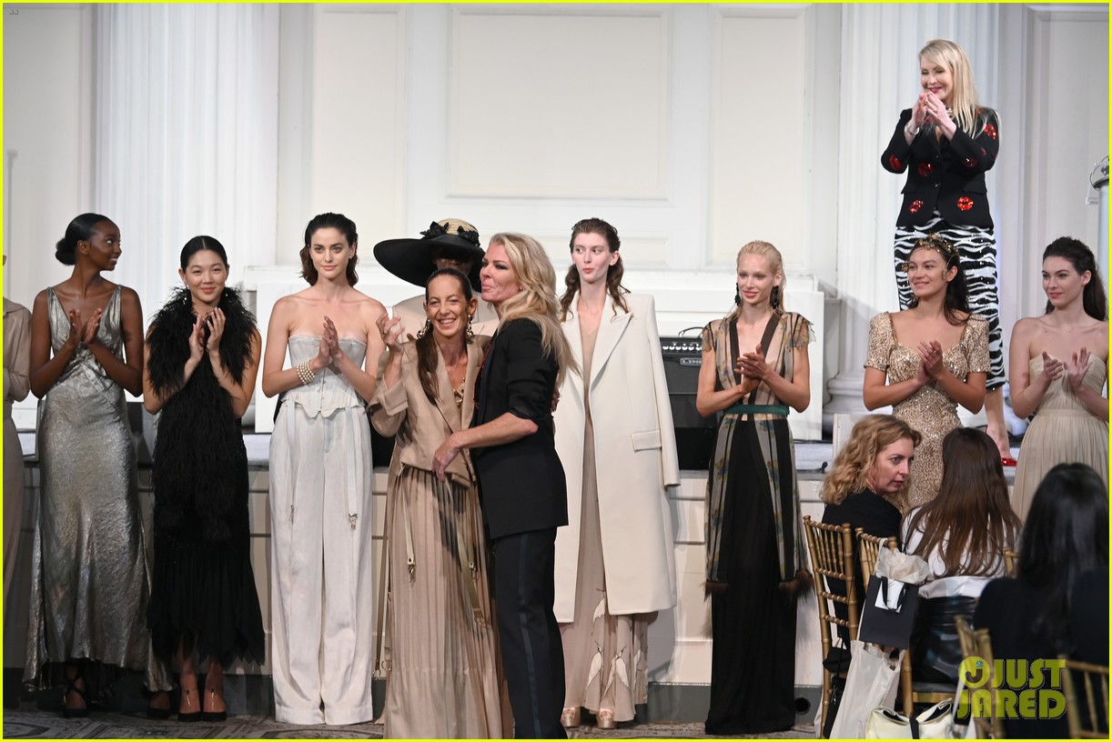 Sofia Carson Joins Diane Warren at F4D's First Ladies Luncheon 2022 ...