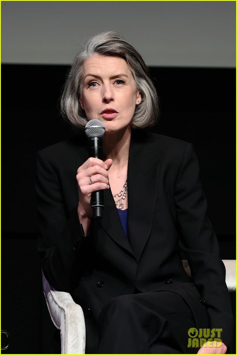 Harry Styles Joins 'My Policeman' Cast at TIFF 2022 & First Movie ...