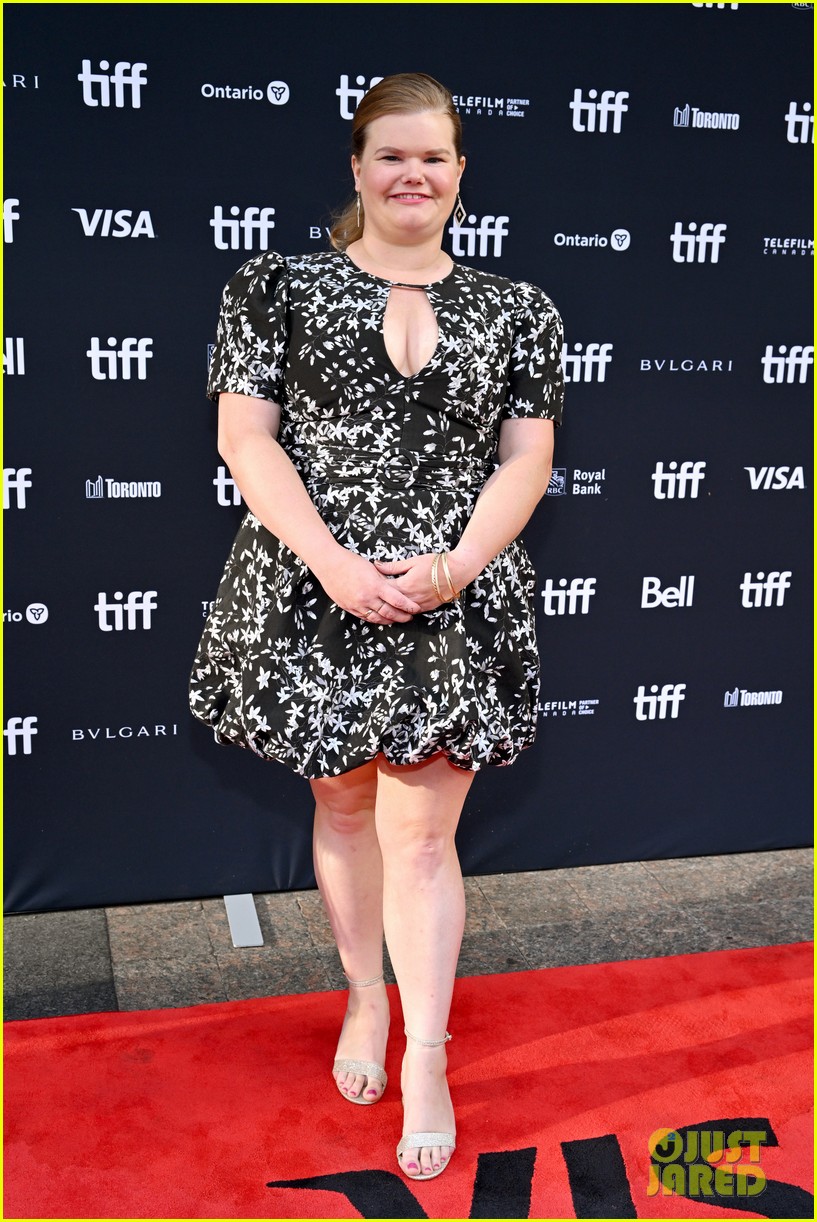 Claire Foy, Jessie Buckley & Rooney Mara Are 'Women Talking' at TIFF ...
