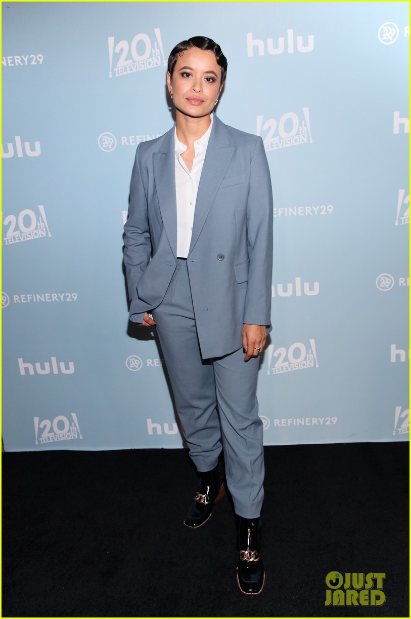 Emma Roberts Supports Cast of 'Tell Me Lies' at Hollywood Premiere ...