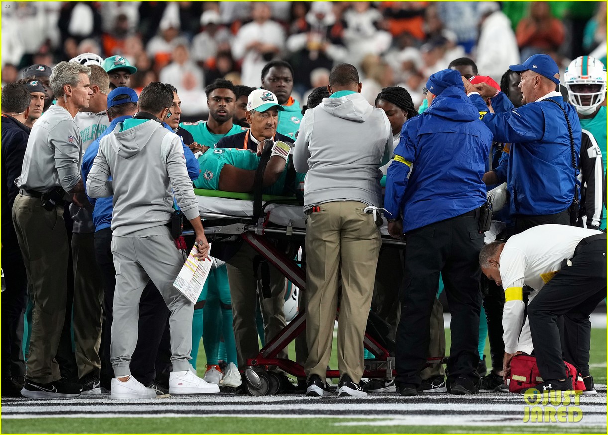NFL Player Tua Tagovailoa Injured During Game, Dolphins Team Shares ...