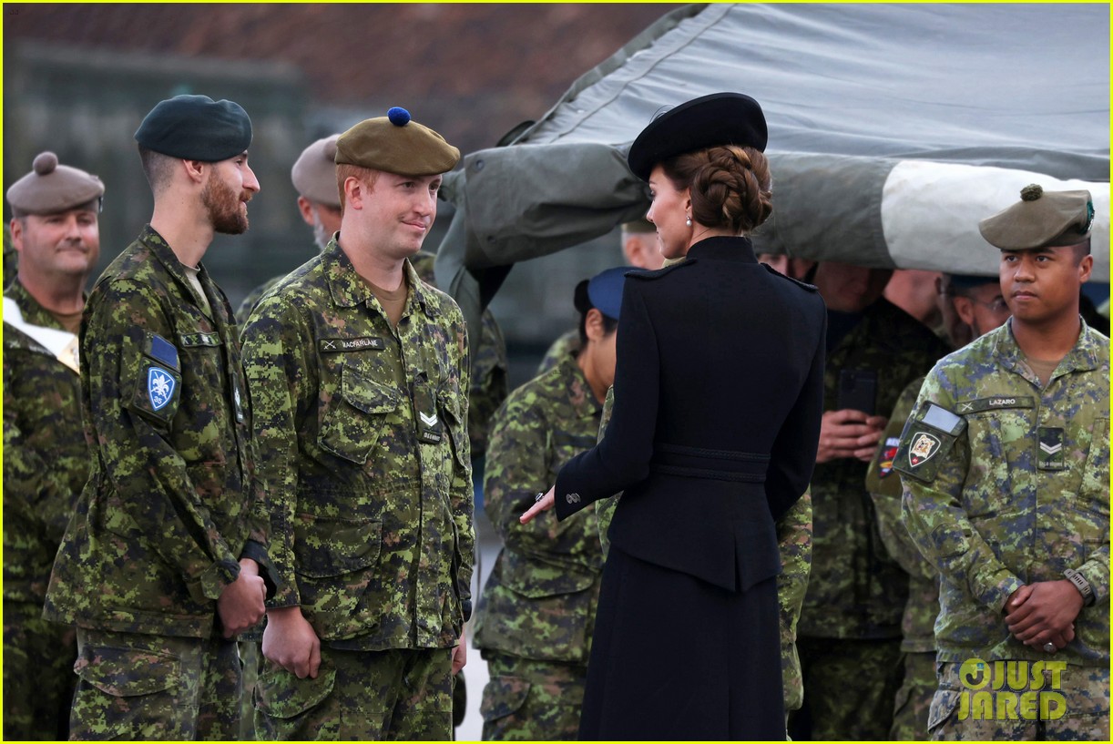Prince William & Kate Middleton Meet the Troops Who Were Deployed to ...