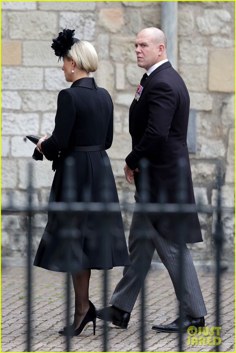 Zara Tindall Holds Her Husband Mike's Arm at Queen Elizabeth's Funeral ...