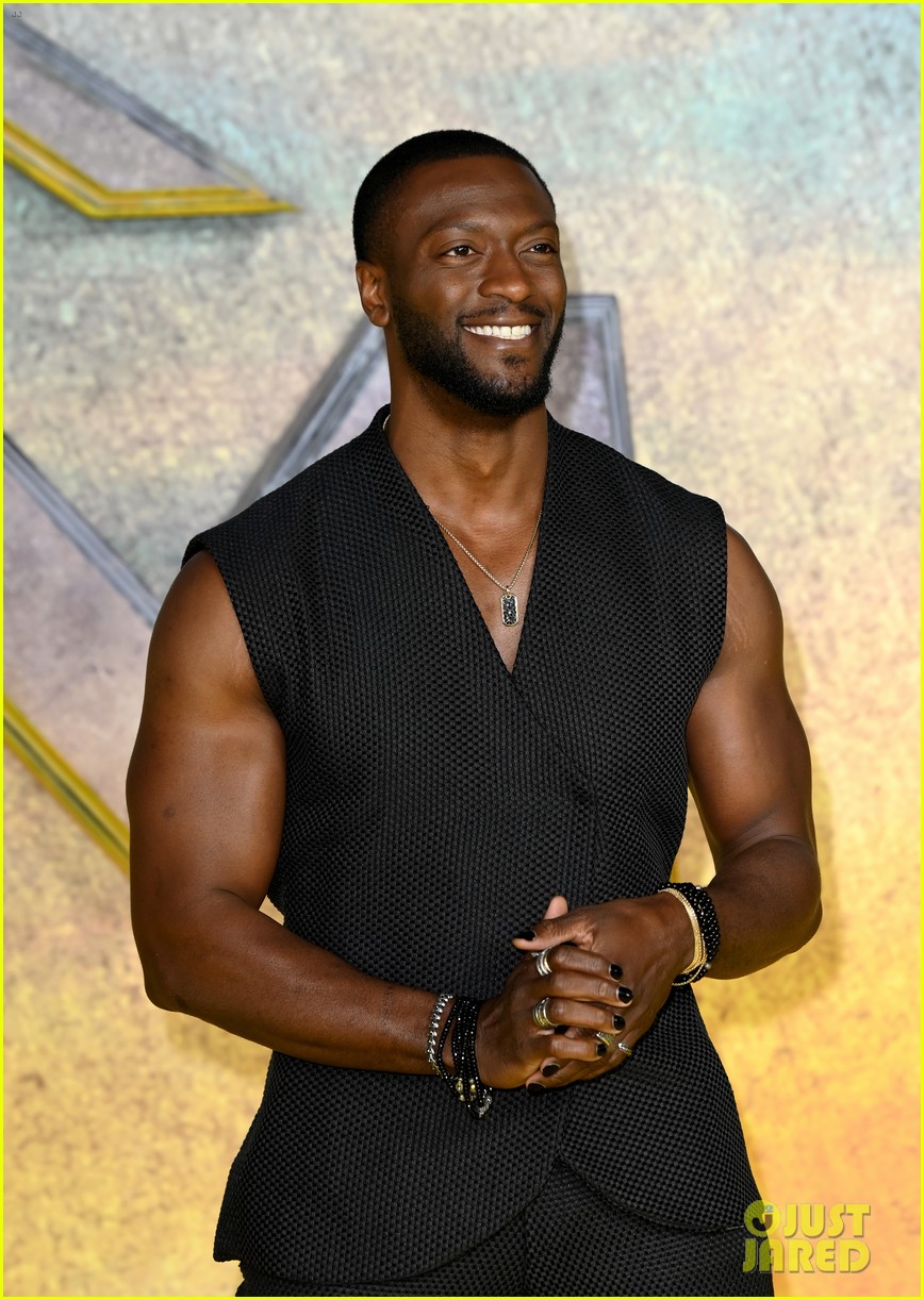 Aldis Hodge Bares His Biceps; Photobombs Pierce Brosnan at 'Black Adam ...