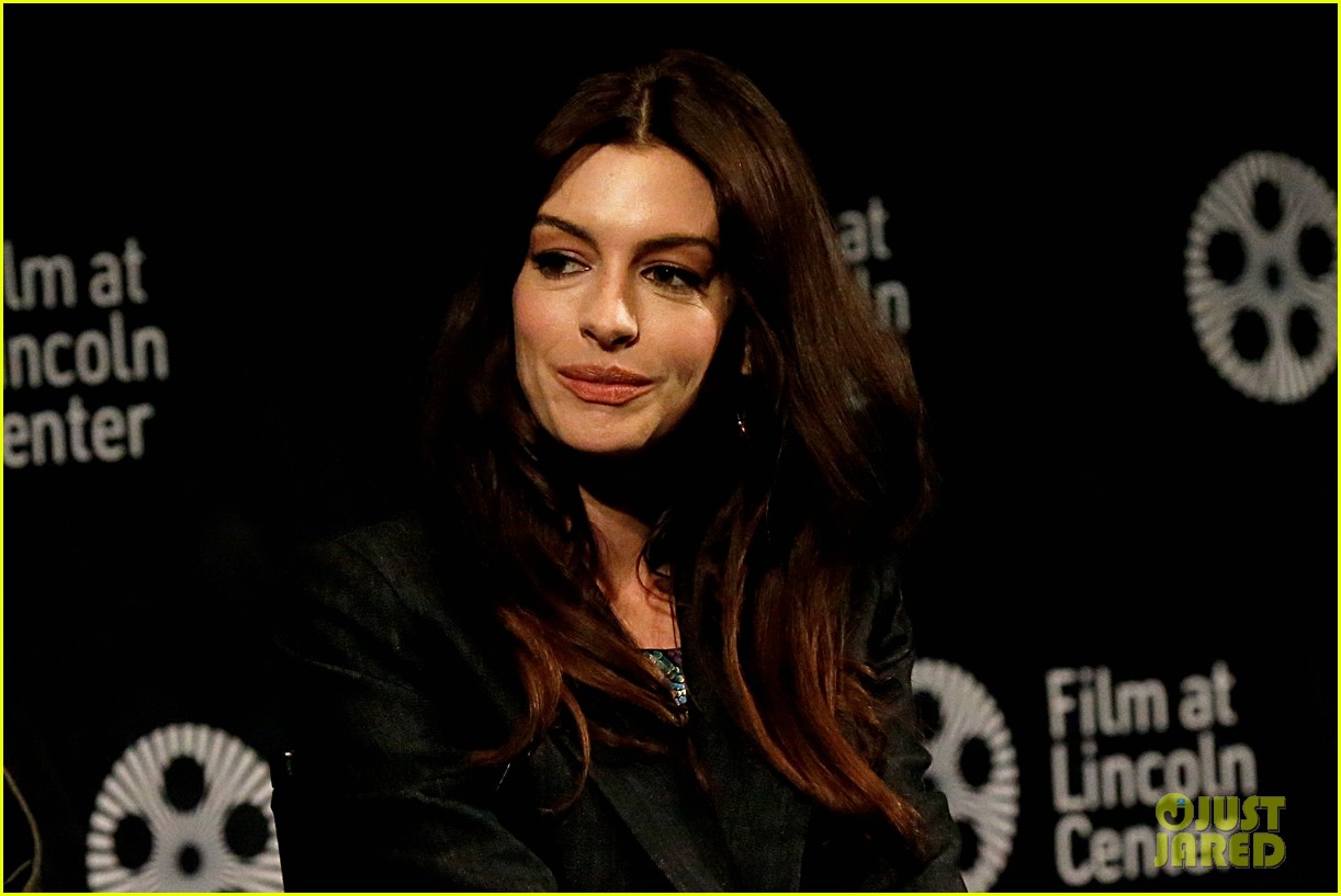 Anne Hathaway Stuns In Two Very Different Looks For 'Armageddon Time ...