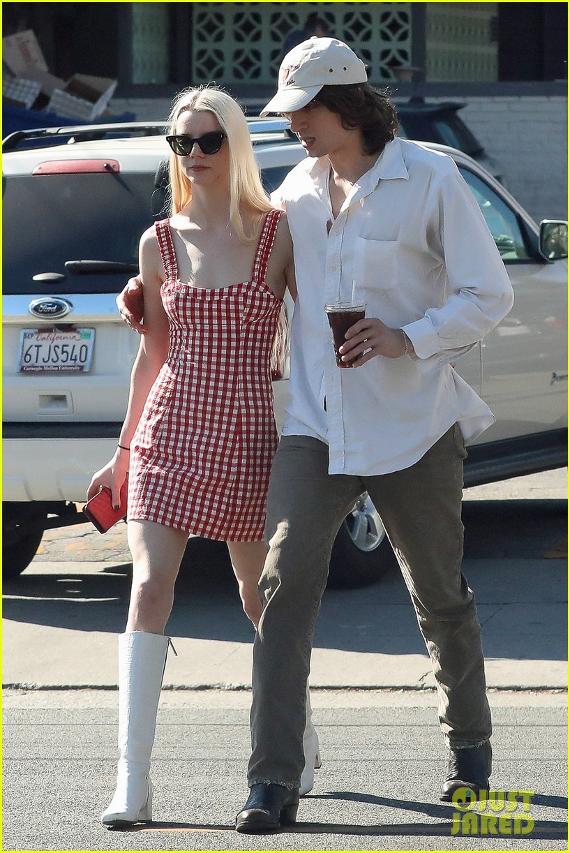 Photo: BGUS_2500730_034 | Photo 4847484 | Just Jared: Entertainment News