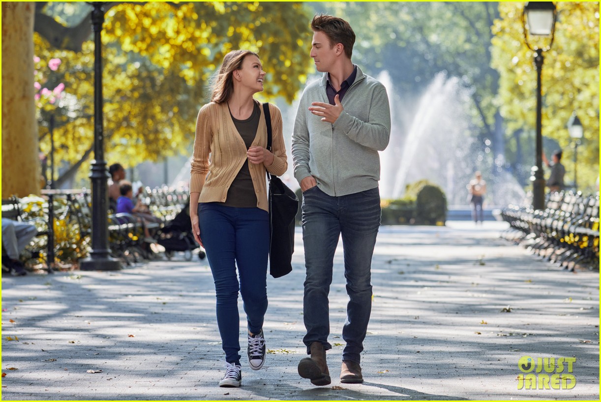 Aimee Teegarden Finds Her Passion In New York City in Hallmark's ...
