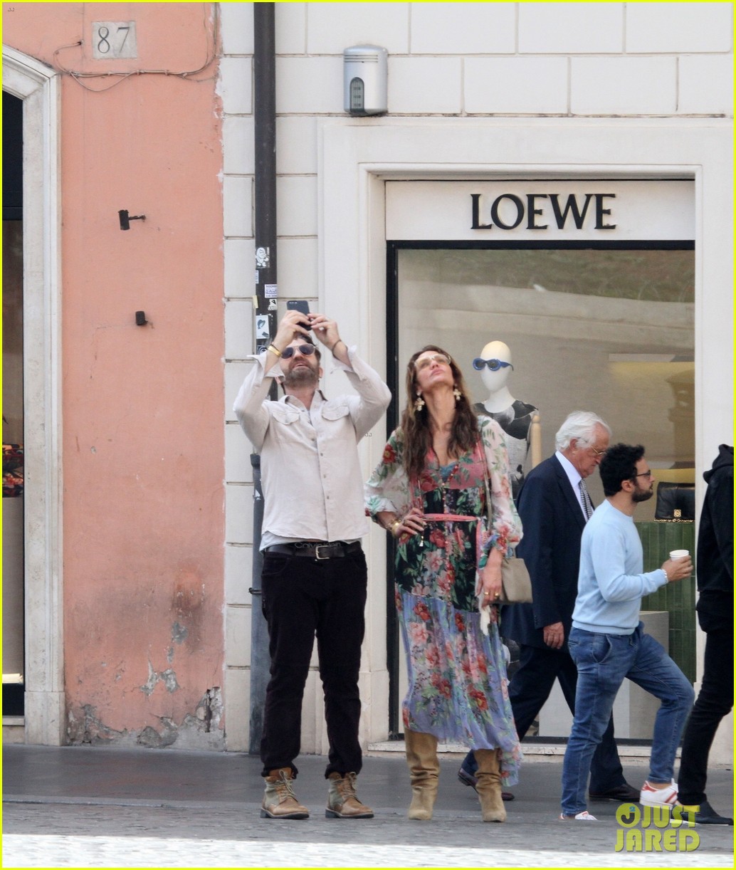 Gerard Butler & Girlfriend Morgan Brown Seen At Mass Service During ...