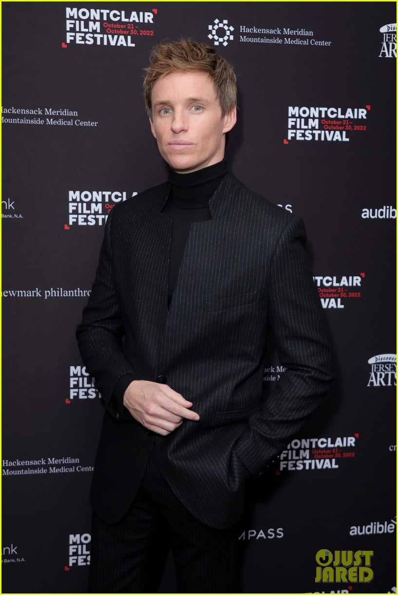 Eddie Redmayne Credits His Parents For Being The Secret To His Success ...