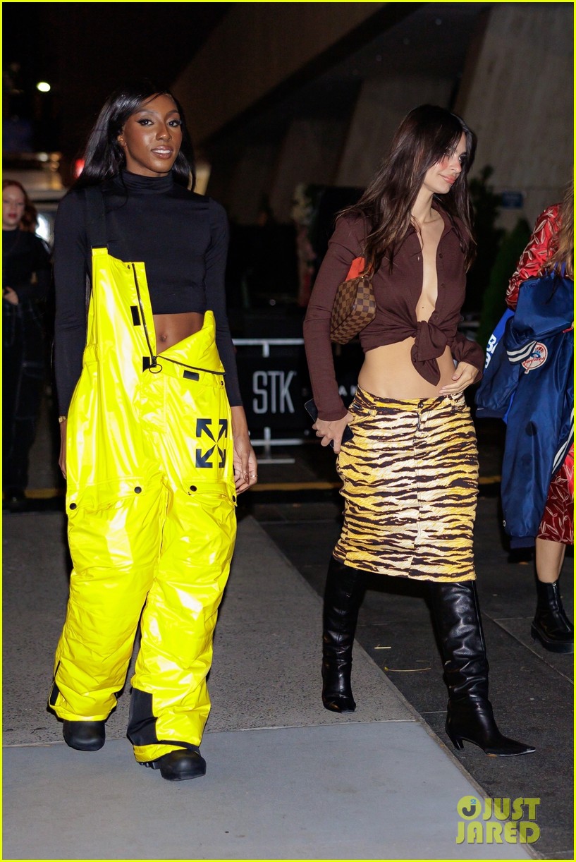 Emily Ratajkowski Heads to 'Saturday Night Live' After-Party with Ziwe ...