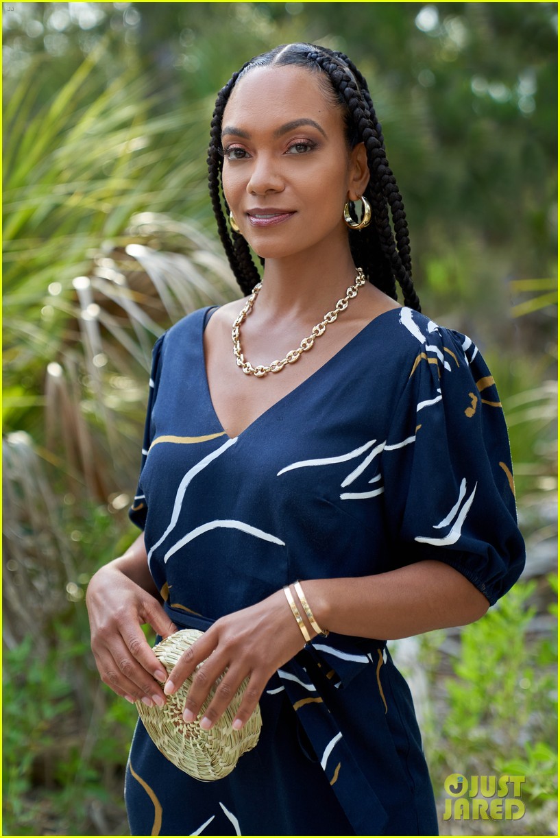 Tamera Mowry-Housley Strengthens Her Friendship With Krystal Joy Brown & Lyndie Greenwood in ...