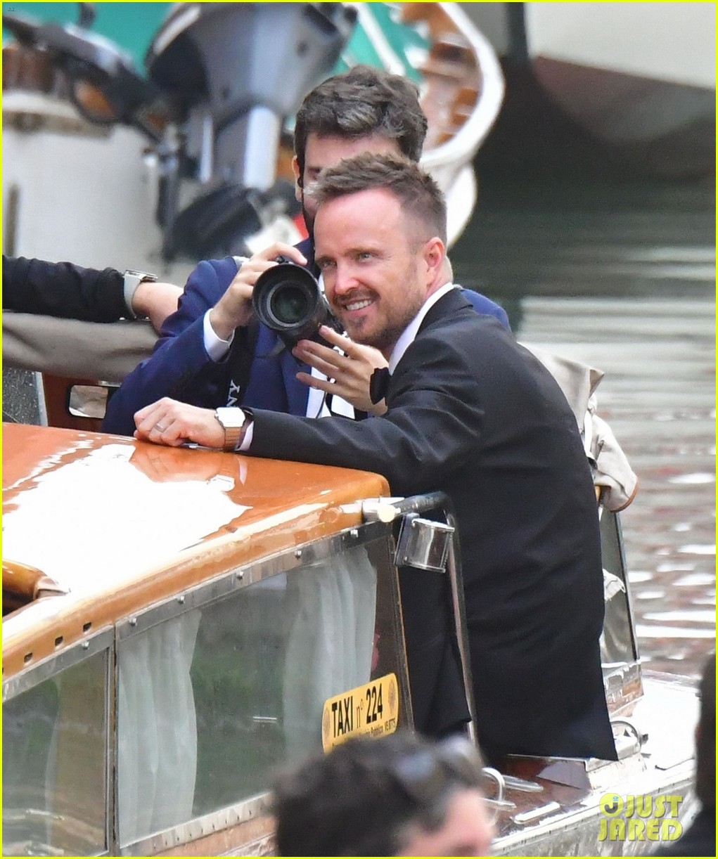 Julianne Hough, Aaron Paul, & Sophia Bush Attend a Friend's Wedding in ...