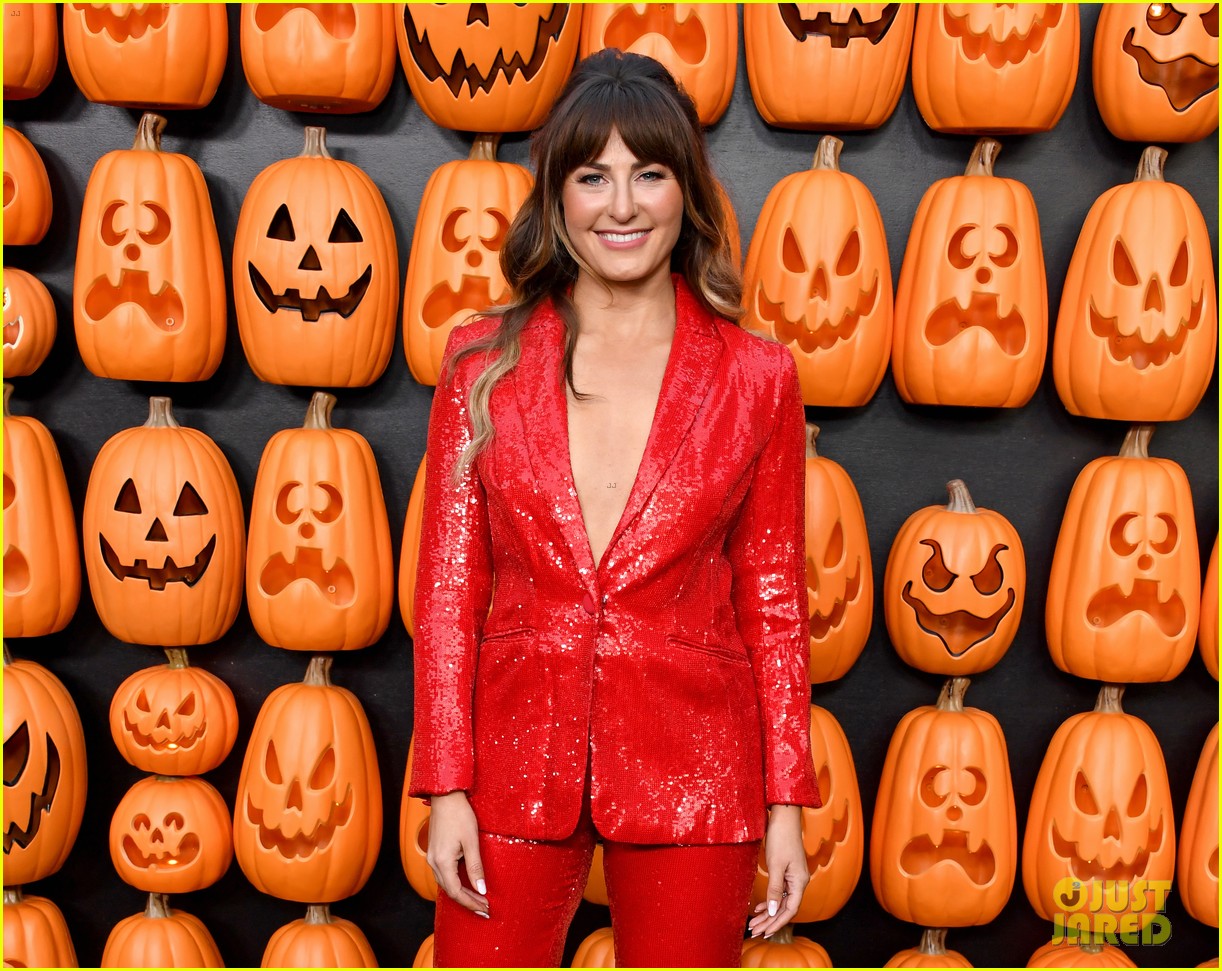 Jamie Lee Curtis Reflects On Her & Laurie Strode's Legacy at 'Halloween ...