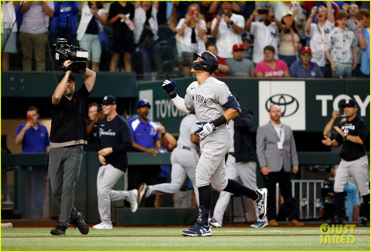 Yankees Player Aaron Judge Makes American League History with 62nd Home Run!: Photo 4832784 ...