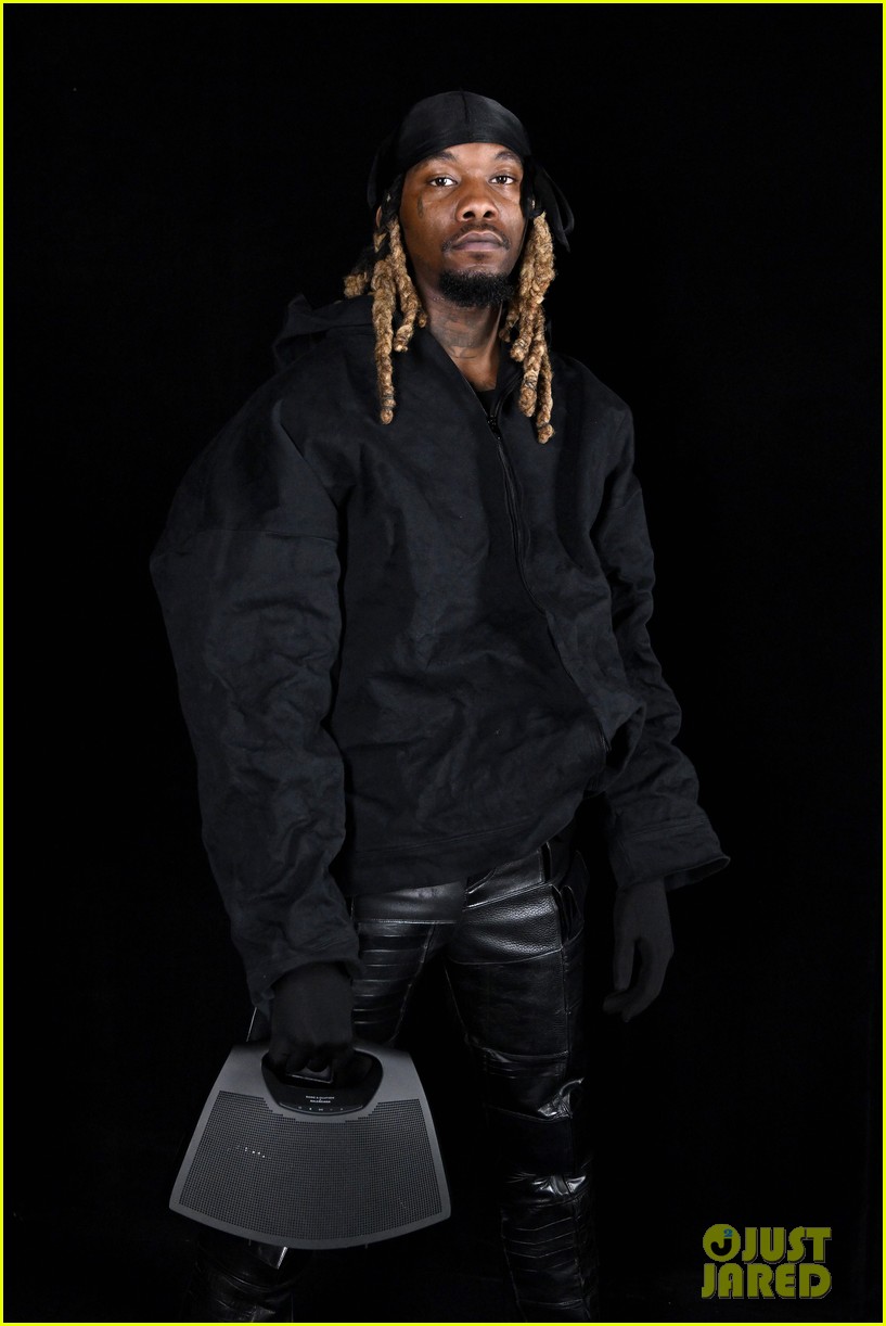 Kanye West Brings His Kids to Balenciaga Fashion Show, Walks Muddy ...