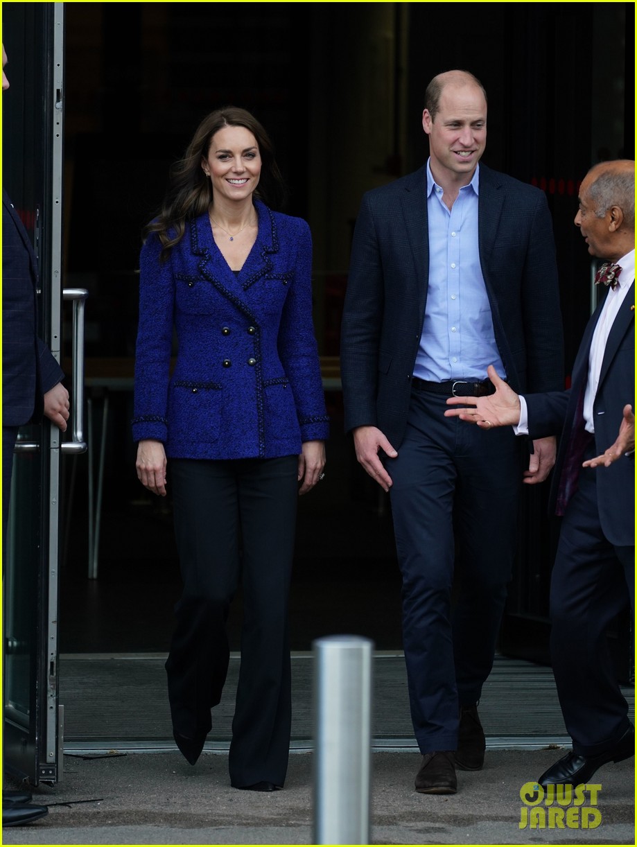 Kate Middleton & Prince William Suit Up for Sporty Coach Core ...