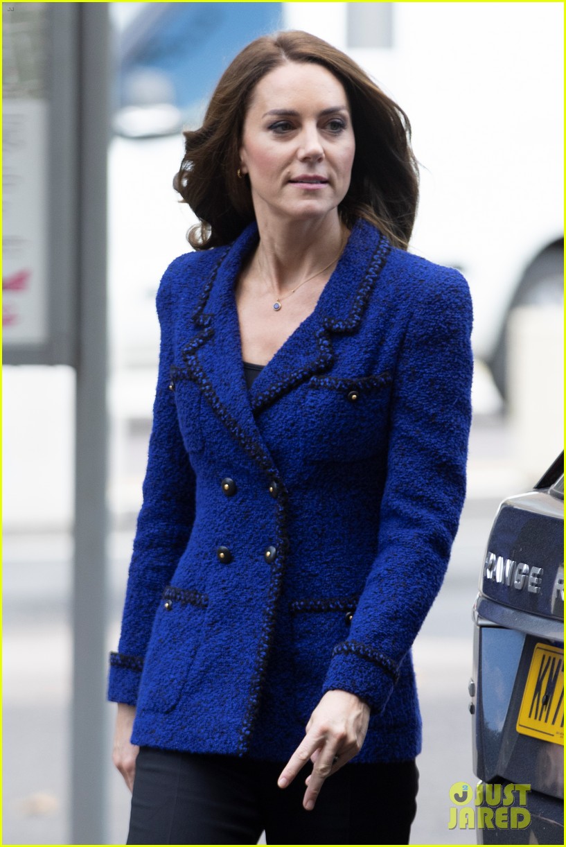 Kate Middleton & Prince William Suit Up for Sporty Coach Core ...