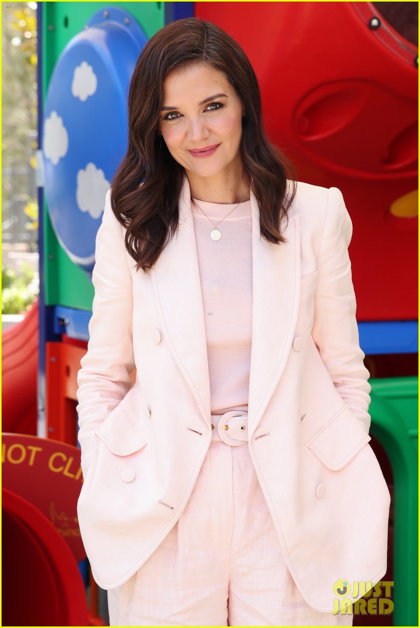 Katie Holmes Joins Cast Of Off Broadway Show 'The Wanderers': Photo ...