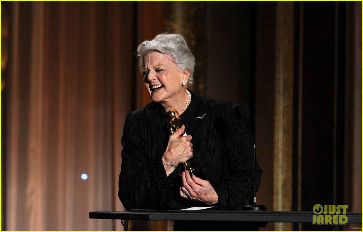 Angela Lansbury Dies at 96: Photo 4836401 | RIP Photos | Just Jared ...
