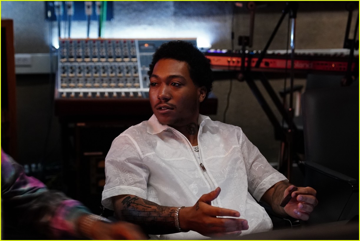 Machine Gun Kelly Shows Off Acting Chops In 'Taurus' Trailer - Watch It ...