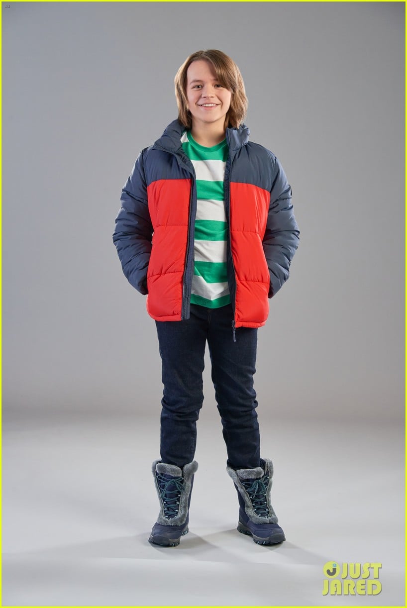 Natalie Hall Reunites With Corey Sevier For 'Noel Next Door'; Kicking ...