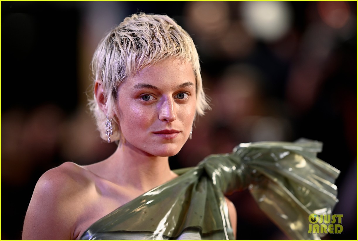 Emma Corrin Leads Red Carpet Arrivals at 'My Policeman' Premiere, Plus ...