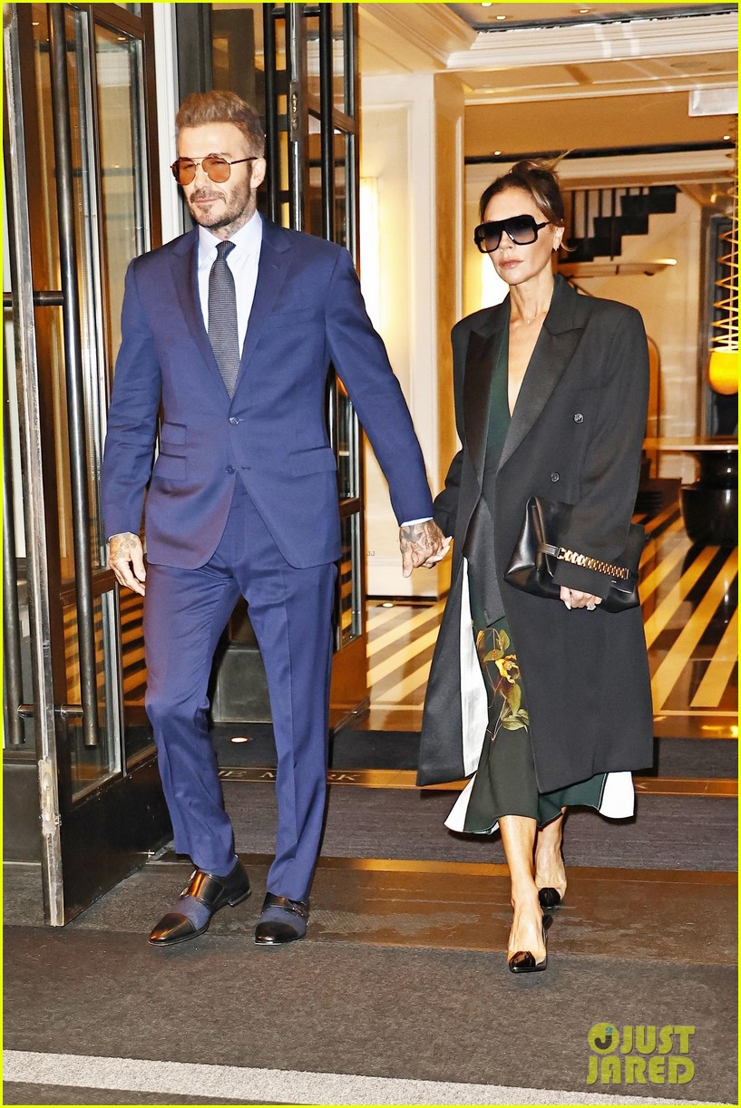 David & Victoria Beckham Hold Hands on Dinner Date in NYC: Photo ...