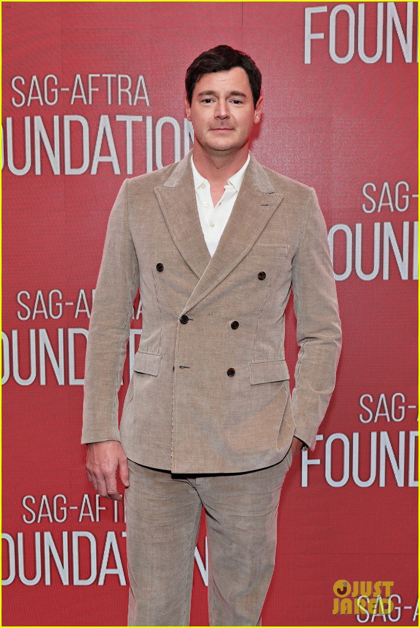 'Lord of the Rings: The Rings of Power' Cast Unveils Season 1 Finale ...