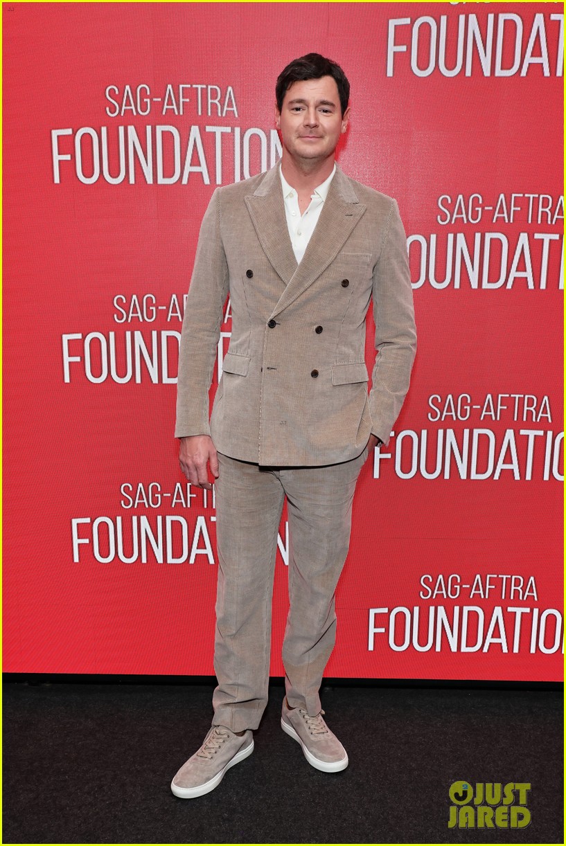 'Lord of the Rings: The Rings of Power' Cast Unveils Season 1 Finale ...