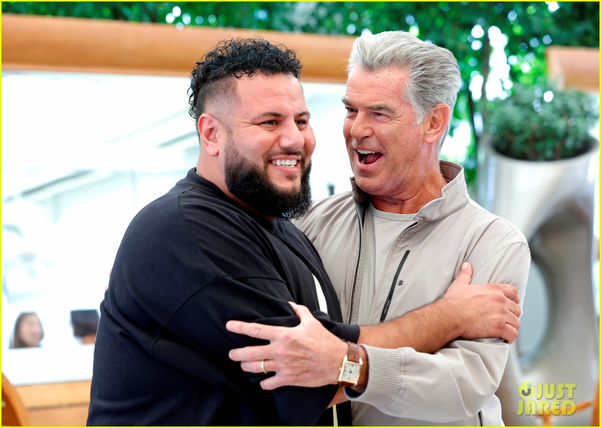 Dwayne Johnson & His 'Black Adam' Co-Stars Step Out to Promote DC Film ...